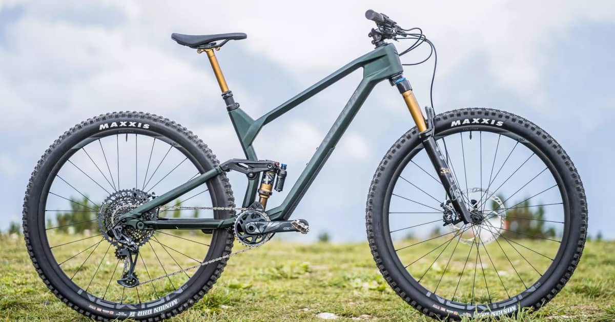 Test Bestseller-Bikes 2023: Trailbike Radon Skeen Trail 10.0 HD | BIKE
