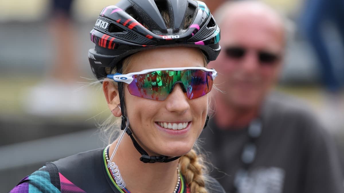 Pauline Ferrand-Prevot: Ineos Grenadiers verpflichtet Mountainbike-Star ...