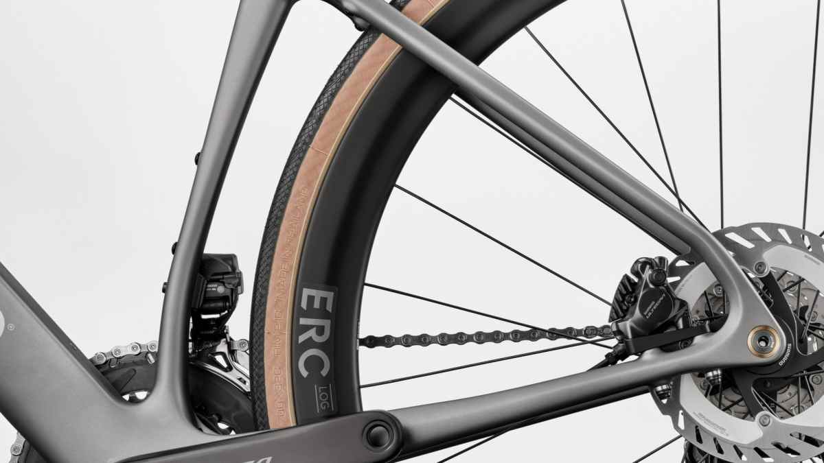 Cannondale Synapse: All-road road bike - with light and radar | BIKE