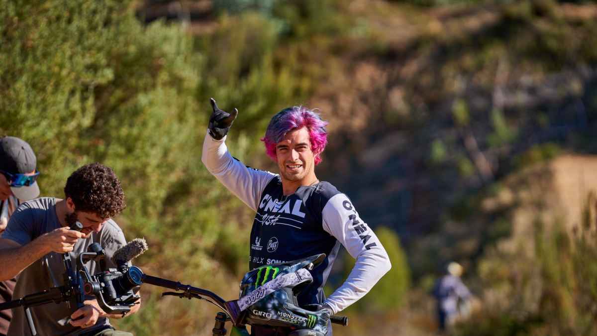 Q&A mit Adolf Silva: Community-Fragen nach Grusel-Sturz | BIKE