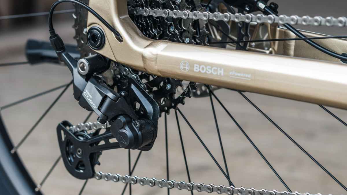 Shimano Cues 6000 - Test: Best e-bike gears for touring | BIKE