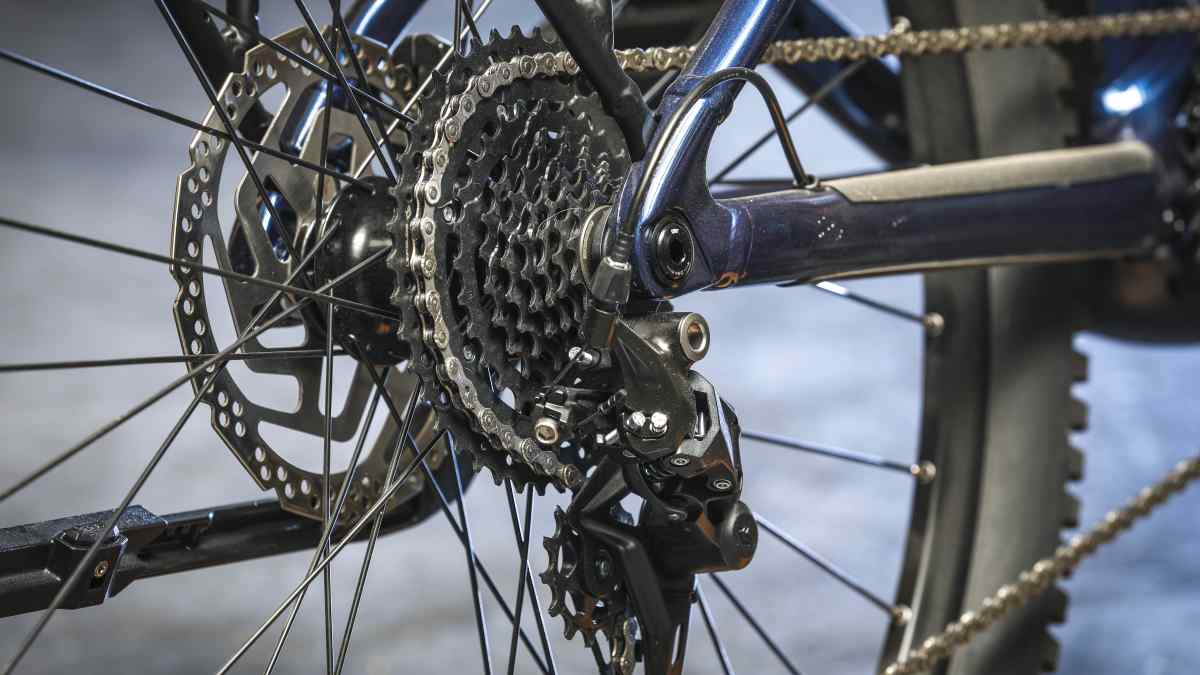 Shimano Cues 4000 im Test: Günstig und gut? | BIKE