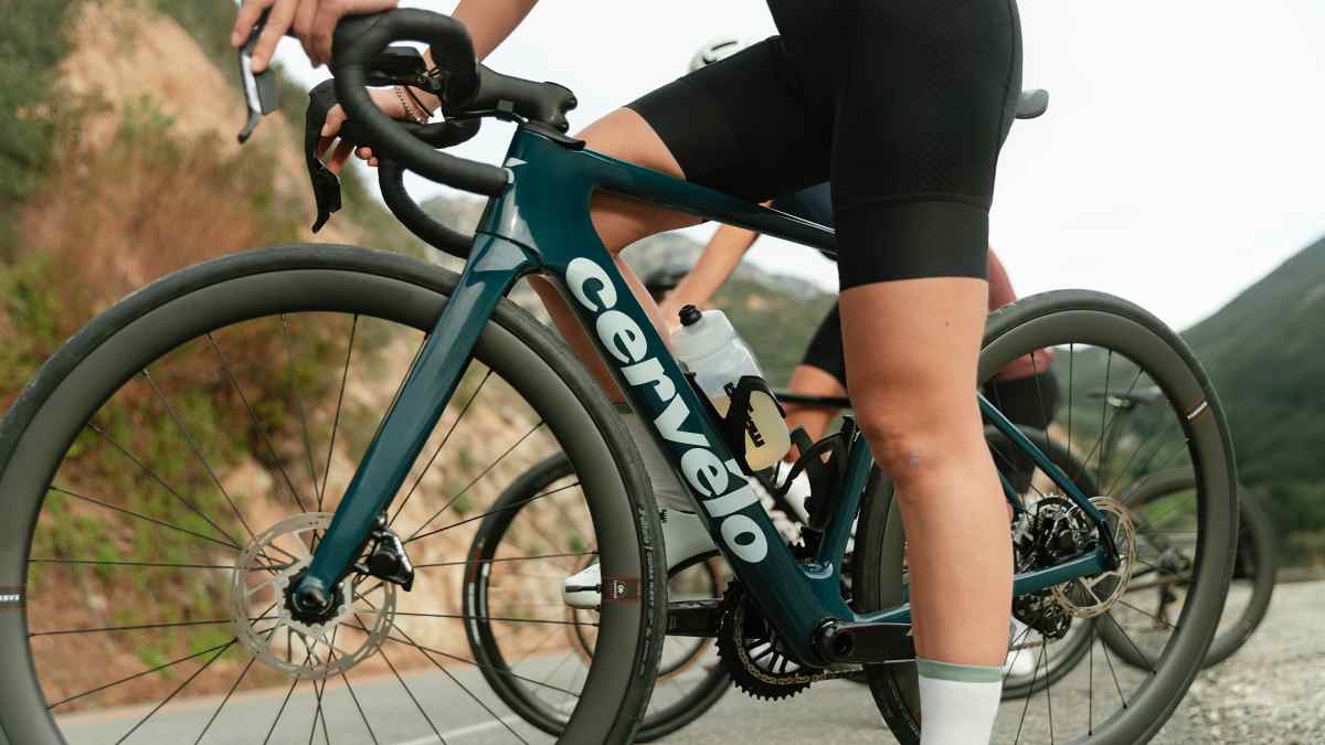 Cervélo Caledonia 2026: New endurance road bike with 36 mm tyre ...