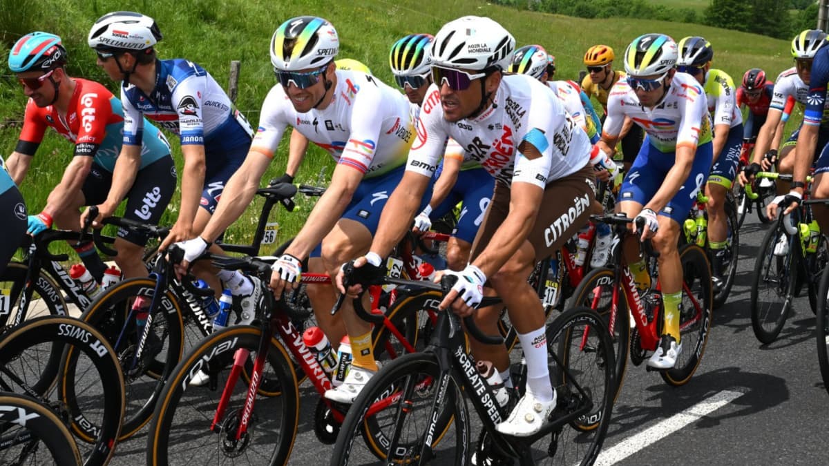 Kurz vor Tour de France: Neue Rennräder von BMC, Factor & Ridley | TOUR