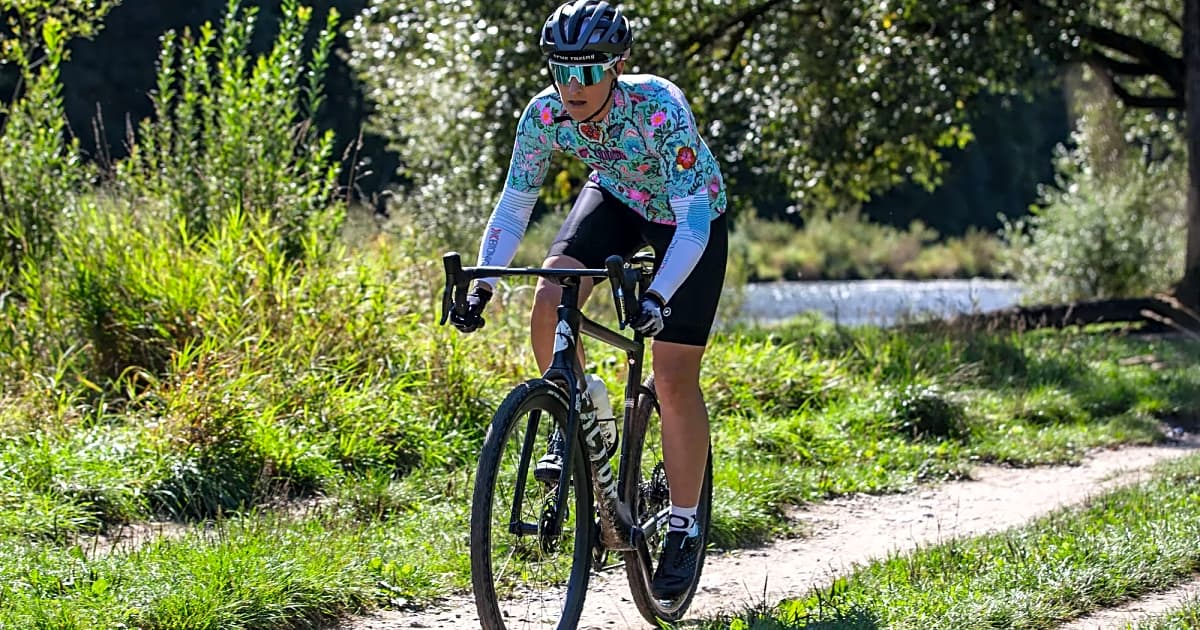 Factor Ostro Gravel: Das Race-Gravelbike im TOUR-Test | TOUR