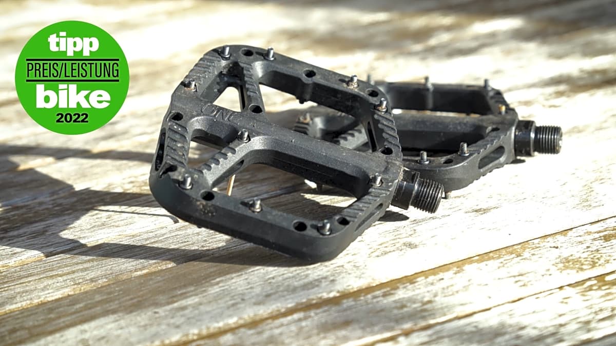 OneUp Components Comp: Günstige MTB Pedale, die überzeugen | BIKE