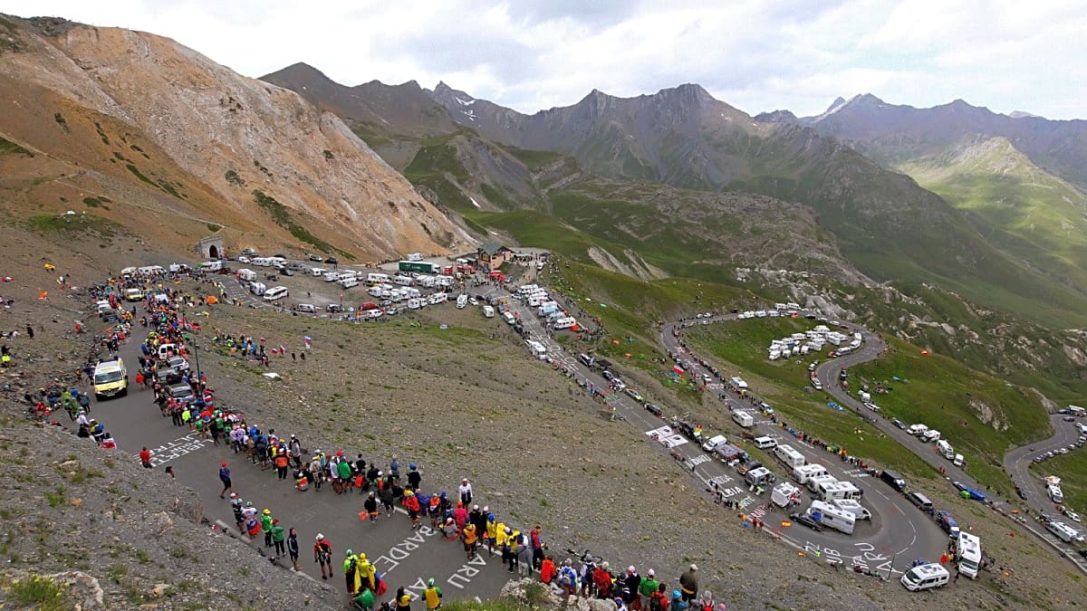 Die legendärsten Pässe der Alpen: Col du Galibier - Col du Galibier ...