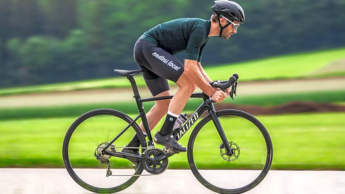 Specialized Allez Sprint Comp vs. Tarmac SL6 Sport im Vergleich | TOUR