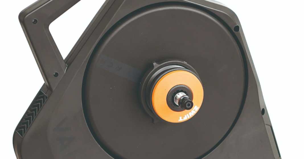 Smarttrainer von Decathlon: Der Van Rysel Interactive im Test | BIKE