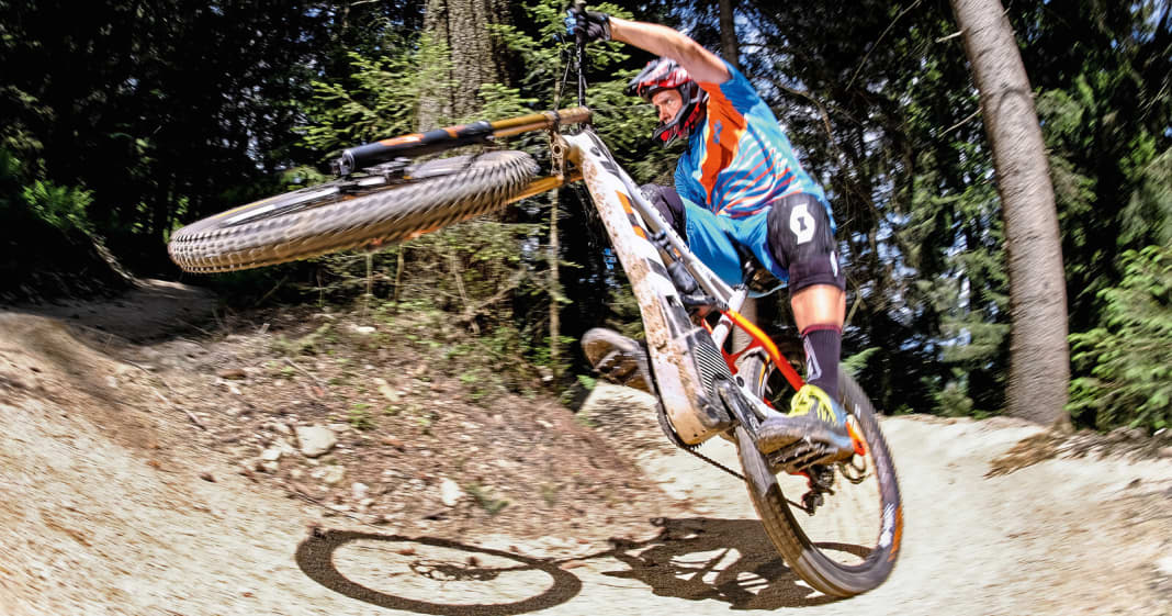 Downhill-Bike mit Motor: Rotwild R.G+ FS | BIKE