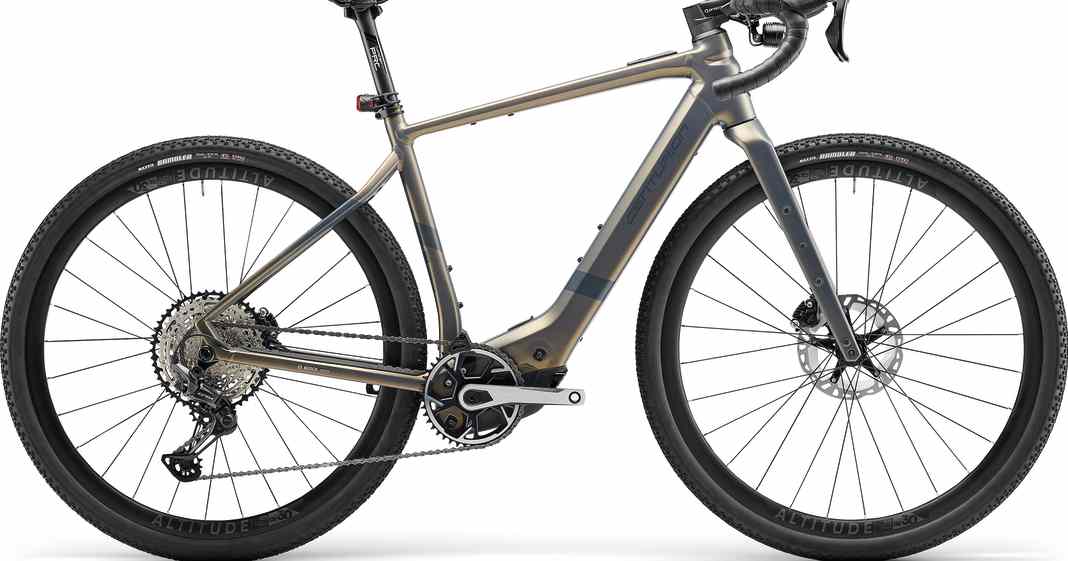 Centurion Crossfire R2000 D - sportliches E-Gravelbike im Test | TOUR