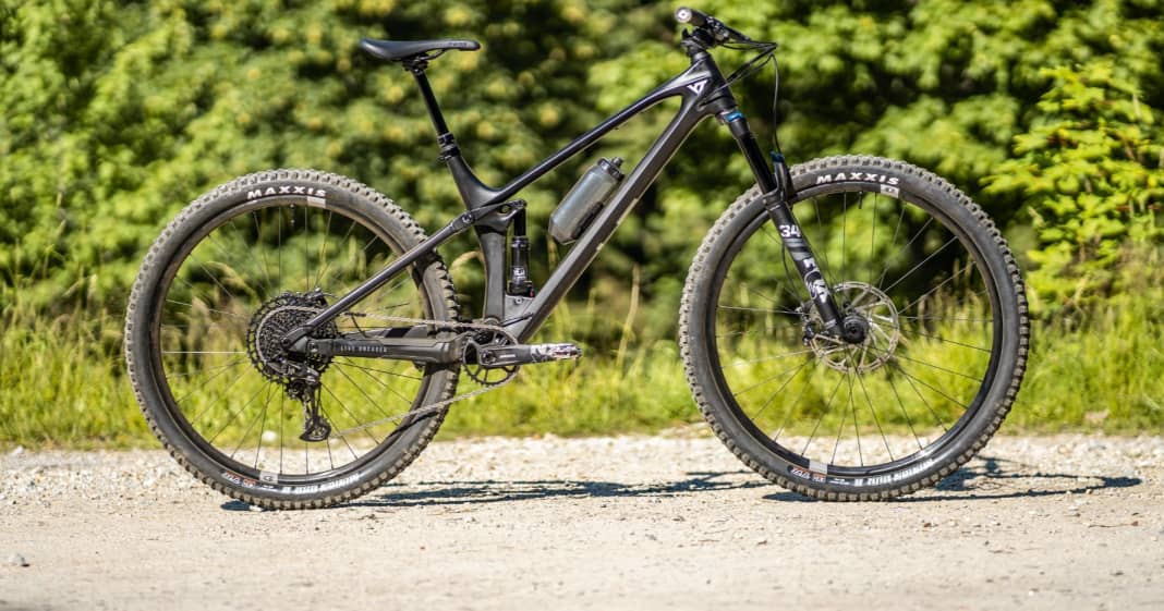 Trailbikes: Das YT Izzo Core 2 im Test | BIKE
