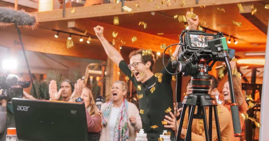 Indoor-Cycling-Weltrekord: Daniel Steinhauser fährt in einem Tag 962 Kilometer auf Zwift | BIKE