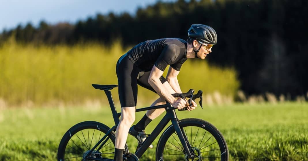 Best of TOUR-Test: Die besten Rennräder & Gravelbikes 2023 | TOUR