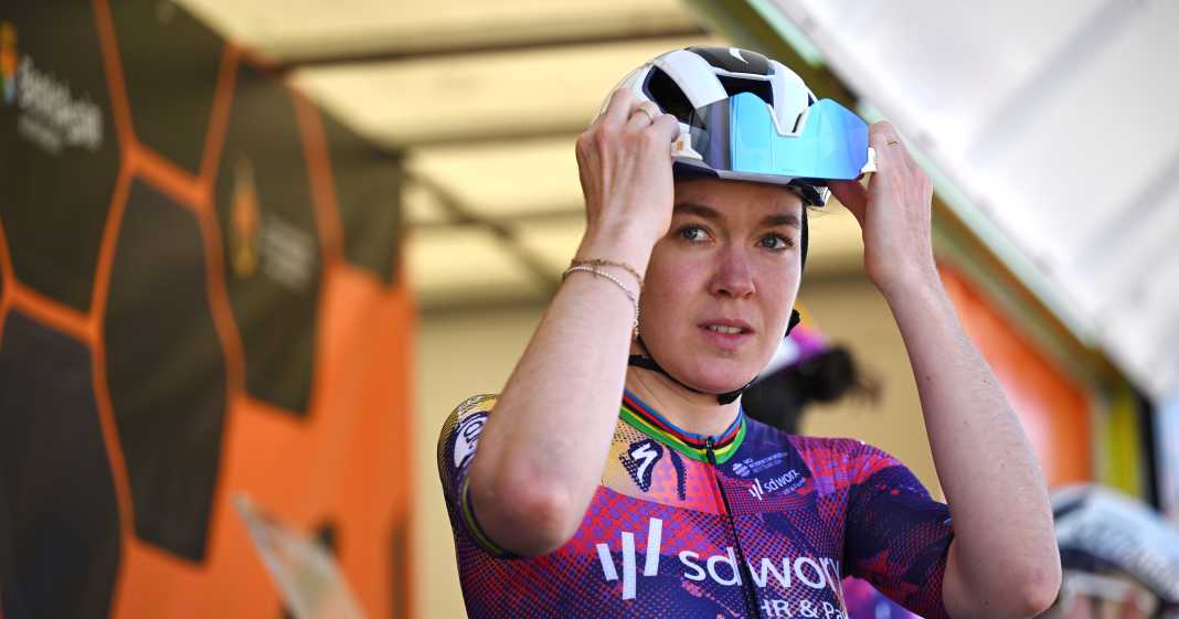 Anna van der Breggen: Starkes Comeback der Olympiasiegerin in Valencia ...