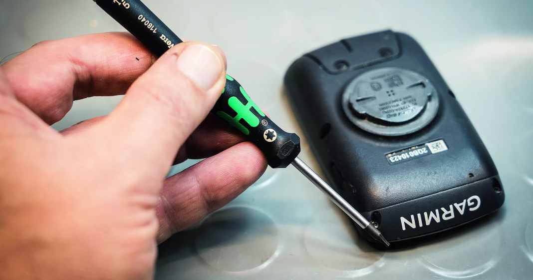 Fahrrad-Navi reparieren: Mit dem Garmin GPS in die eigene Werkstatt ...