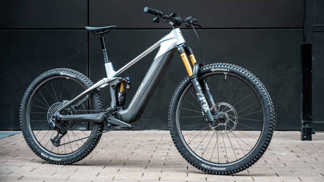 Neustart für Raymon Bicycles: E-MTBs Tarok und Kyrok neu vorgestellt | BIKE