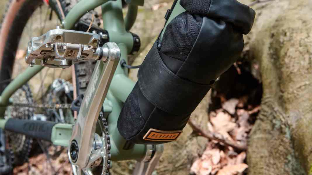 Fahrradtasche Restrap Downtube Bag: Unauffällige Unterrohrtasche für ...
