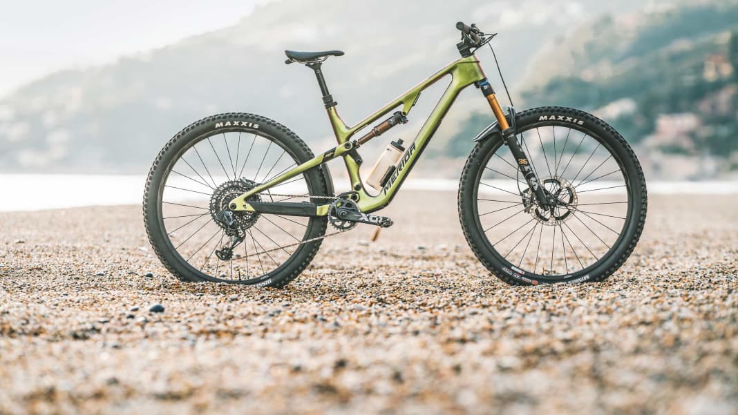 Merida One-Forty 10k: Das All Mountain Bike im Test - Traum-Bikes 2023 ...