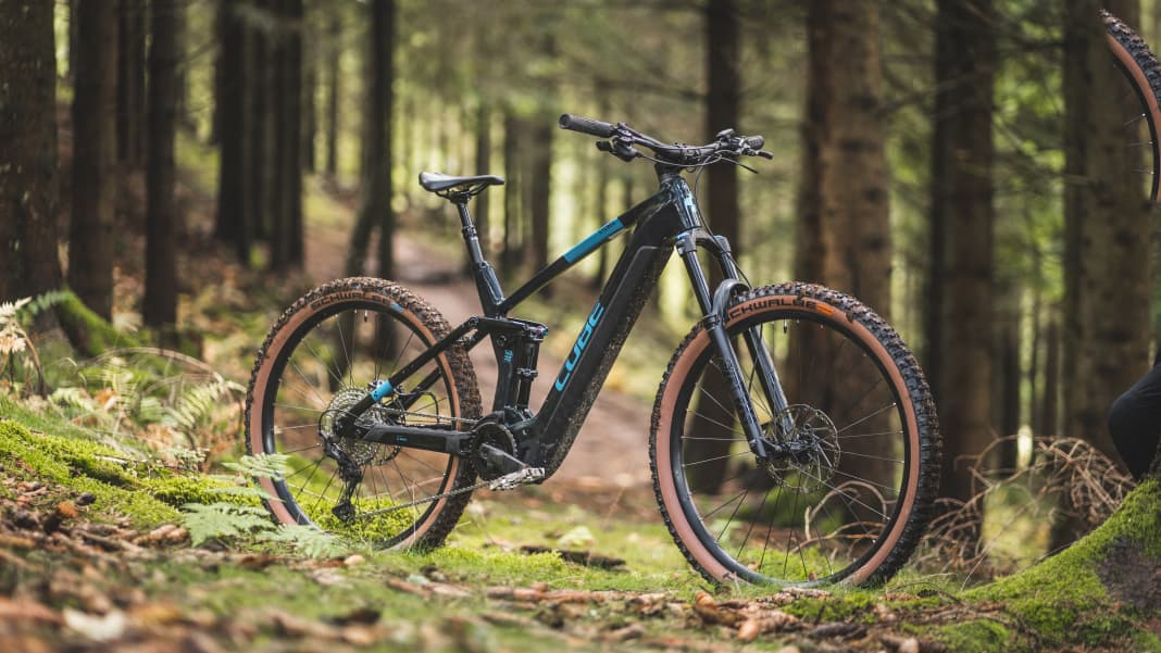 Komfort-Tourer: Das Cube Stereo Hybrid 140 HPC im Test | BIKE