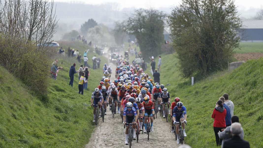 Paris-Roubaix 2024: Strecke, TV-Übertragung & Live-Stream, Startliste ...
