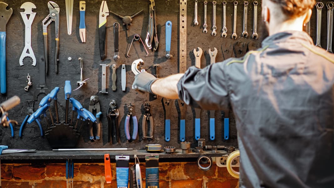 Fahrradreparatur: 19 Werkzeuge für die heimische Fahrradwerkstatt | TOUR