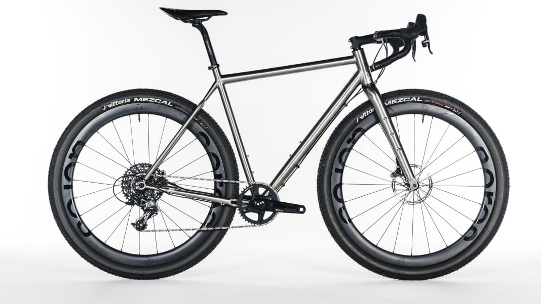 Chirp Chirp Lark: Gravelbikes aus Titan im Test | TOUR