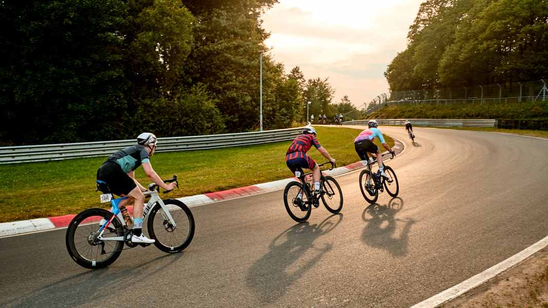 Rad am Ring 2025: Neuer Teilnehmerrekord am Nürburgring | TOUR