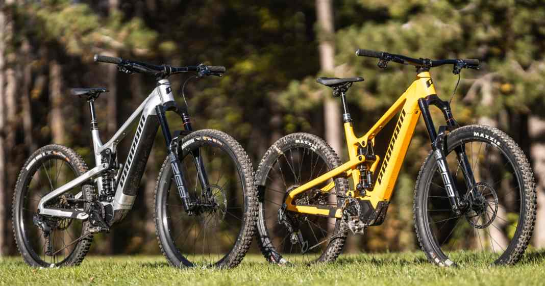 Günstig gegen teuer: Propain Ekano 2 CF und Propain Ekano 2 AL im Preis-Leistungs-Duell | BIKE