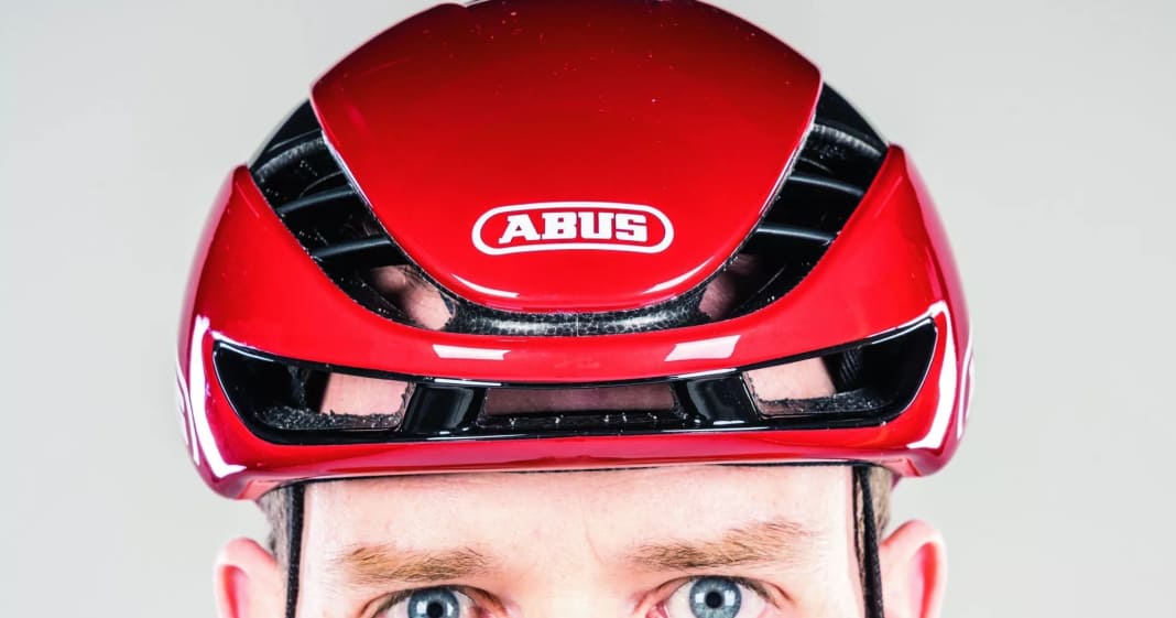 Abus Game Changer 2.0 vs. Abus Stormchaser ACE im Test-Duell | TOUR