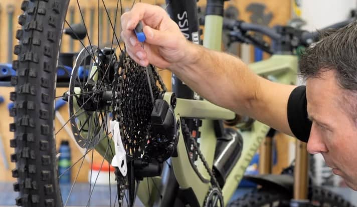Sram AXS: So einfach wird die elektronische Schaltung eingestellt | BIKE Sram AXS: So einfach wird die elektronische Schaltung eingestellt | BIKE
