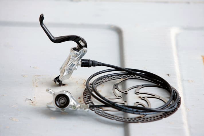 5.000 km quietschfrei: Die Formula bremst | BIKE