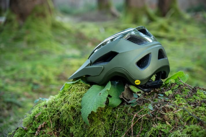 Fahrradhelm Giant Rail Mips: Leichter Enduro-Helm im Kurz-Check | BIKE