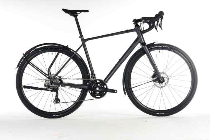 Radon Regard Gunstiges Gravelbike mit Vollausstattung im Test TOUR