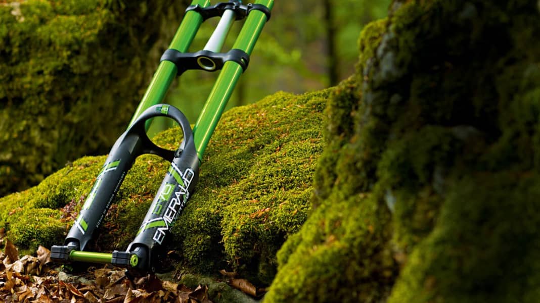 Dowhnhill-Gabel DVO Emerald im Exklusiv-Test | BIKE