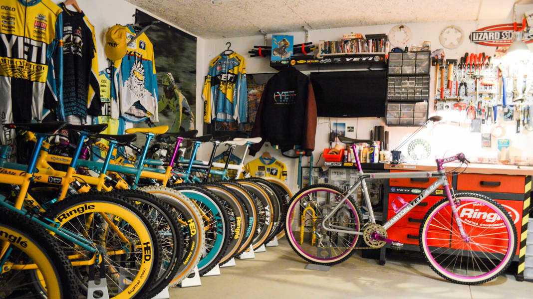 Im Reich der Yeti-Mountainbikes: Yeti-Classic-Sammlung de luxe | BIKE
