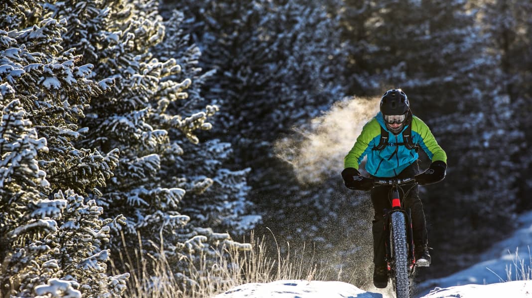 Mit dieser MTB-Winterbekleidung sind Sie wetterfest | BIKE