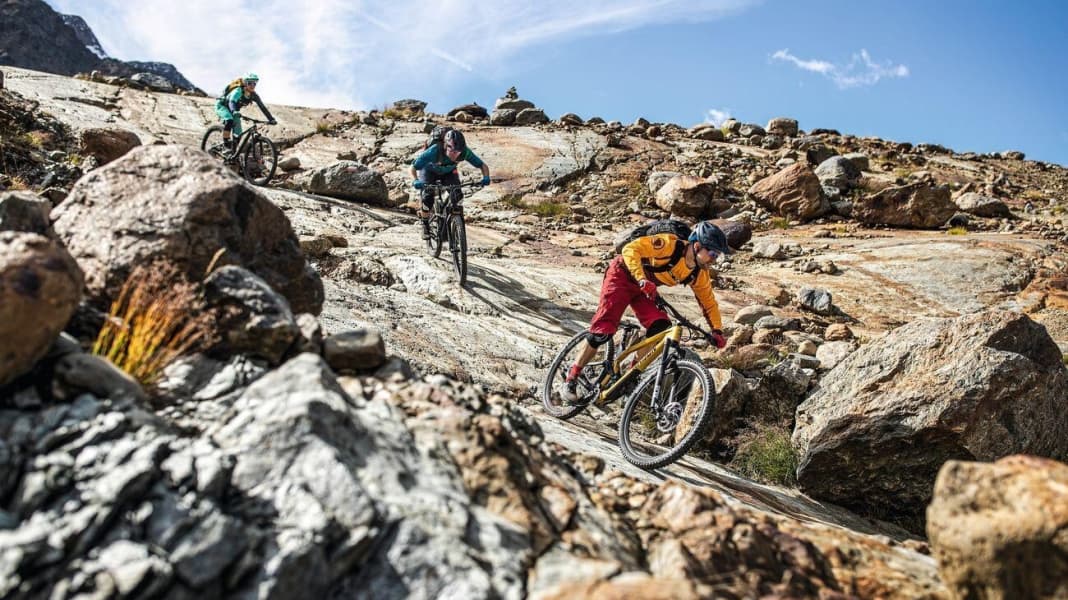 10 All Mountains mit 140 bis 160 mm Federweg im Test | BIKE