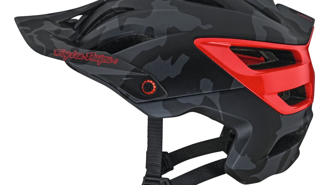 Enduro-Gene: Helm Troy Lee A3 | BIKE