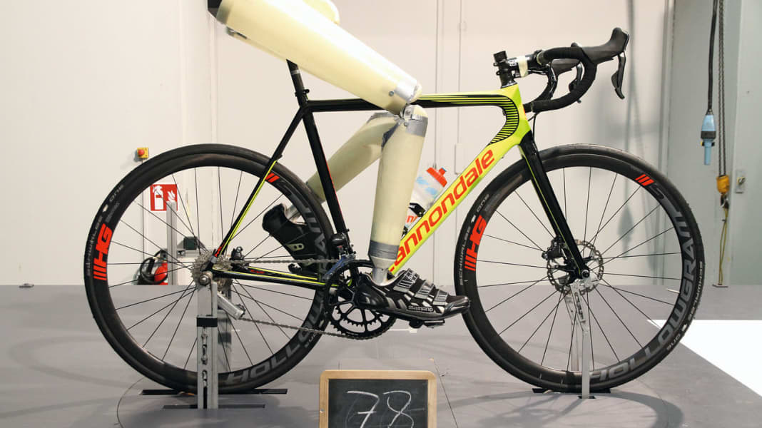 So testet TOUR: Aero-Rennrad-Test im Windkanal | TOUR