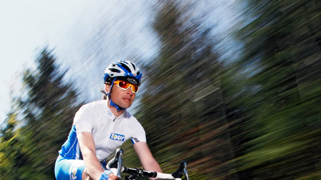 Einzeltest: Shimano 105 und Red Bull Pro-SL 2000 | TOUR