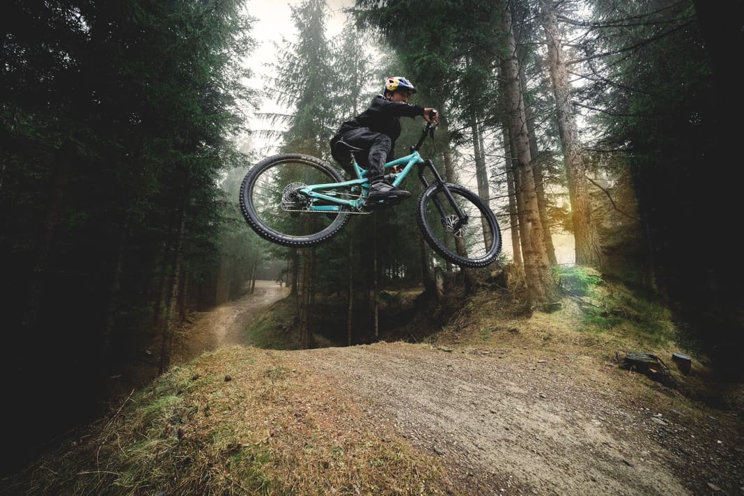 YT Jeffsy: The 27-inch Primus completes the trio | BIKE