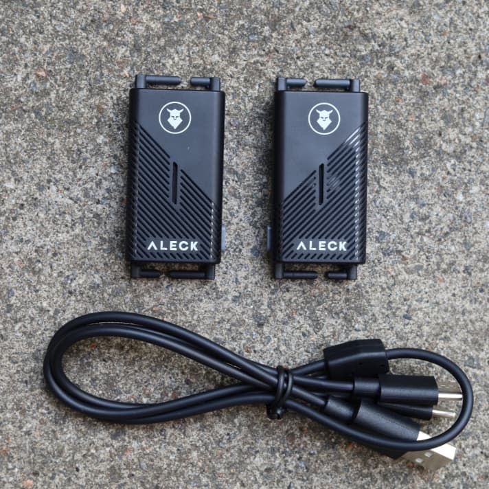 Systemvergleich: Drei Intercom-Systeme von Aleck, Cardo und Sena im ...