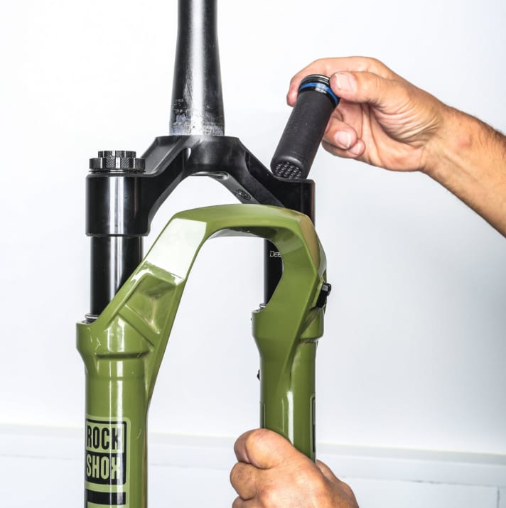 TruTune Volumenspacer aus Aktikvkohle vergrößert die Luftkammer | BIKE