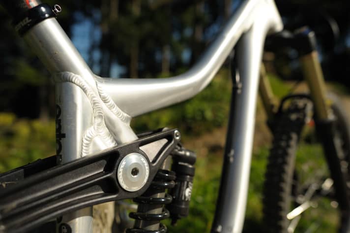 Kona Entourage DLX | BIKE