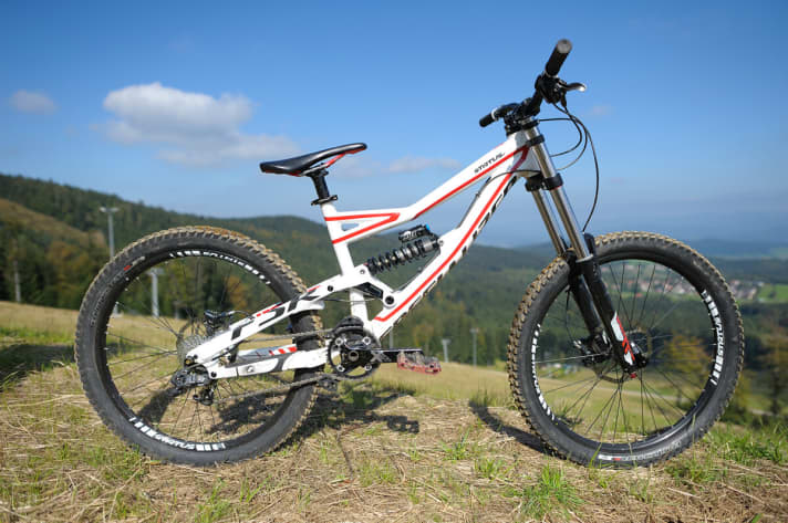 Specialized Status II | BIKE