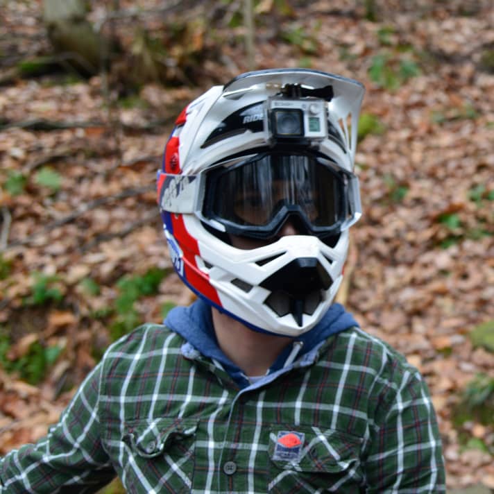 Neues Kickstarter-Projekt: Helmhalterung | BIKE