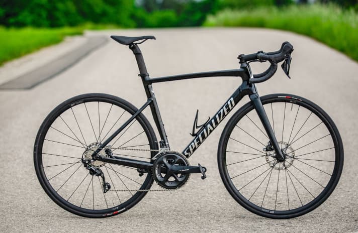 Specialized Allez Sprint Comp vs. Tarmac SL6 Sport im Vergleich | TOUR