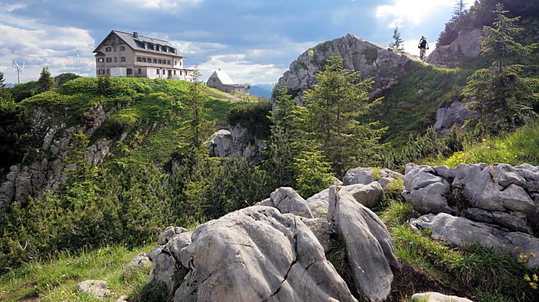 Die 7 schönsten Hütten-Touren in den Alpen | BIKE