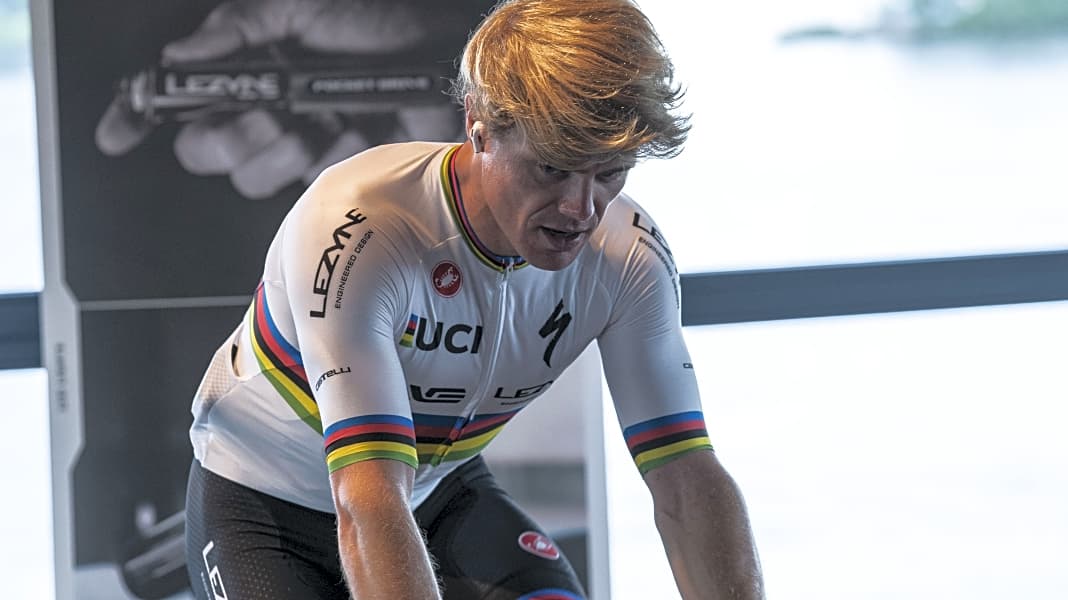 Der amtierende Esports Weltmeister Jason Osborne im Interview | TOUR